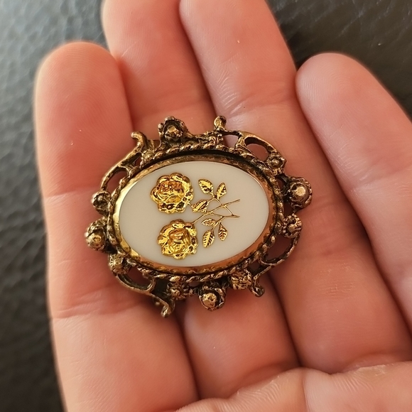 Jewelry | Vtg Brooch | Poshmark